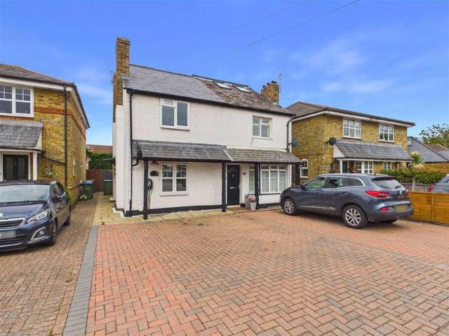 3 Bedroom Semi Detached House