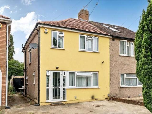 3 Bedroom Semi Detached House