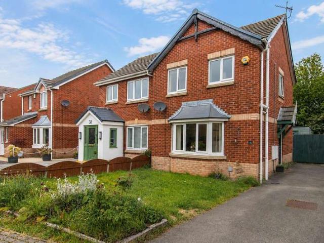 3 Bedroom Semi Detached House