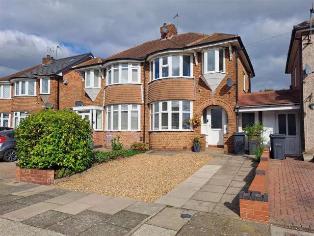 3 Bedroom Semi Detached House