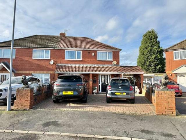 3 Bedroom Semi Detached House