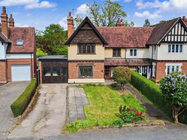 3 Bedroom Semi Detached House