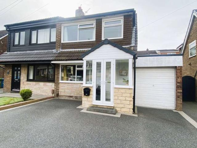 3 Bedroom Semi Detached House