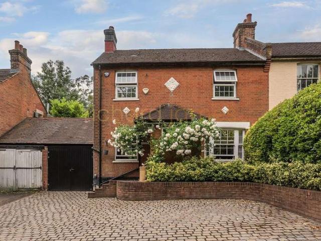 3 Bedroom Semi Detached House
