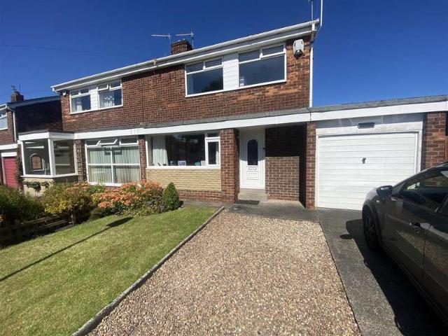 3 Bedroom Semi Detached House