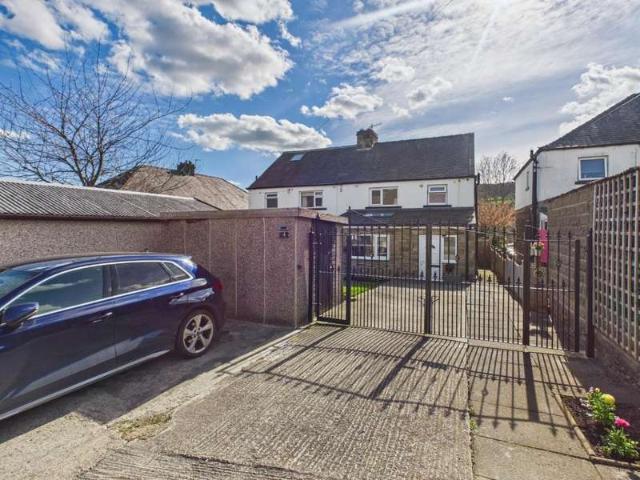3 Bedroom Semi Detached House