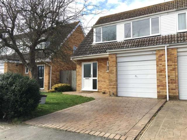 3 Bedroom Semi Detached House