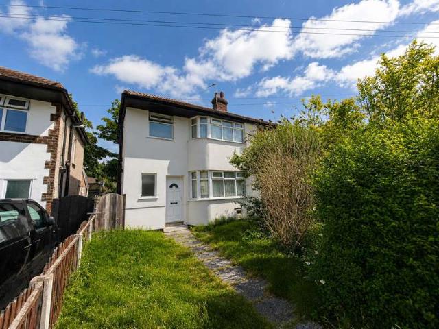 3 Bedroom Semi Detached House