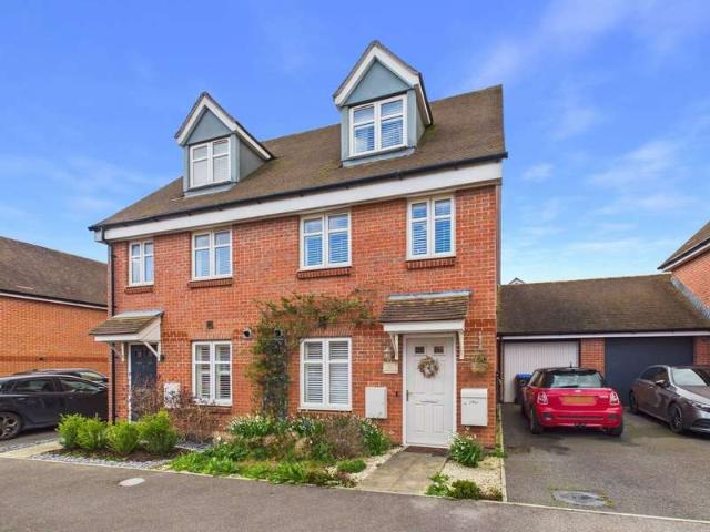 3 Bedroom Semi Detached House