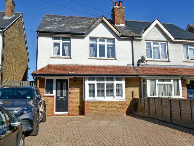 3 Bedroom Semi Detached House
