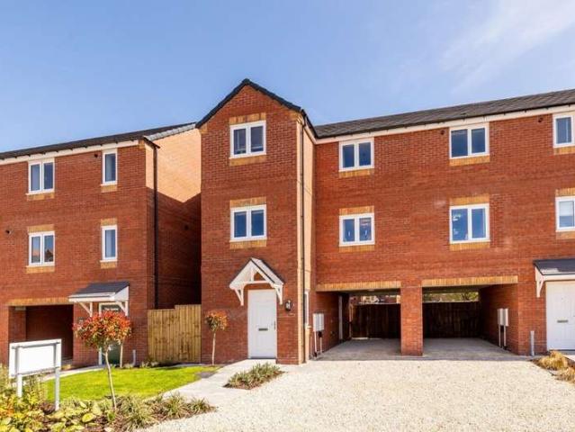3 Bedroom Semi Detached House