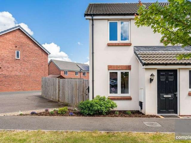 3 Bedroom Semi Detached House