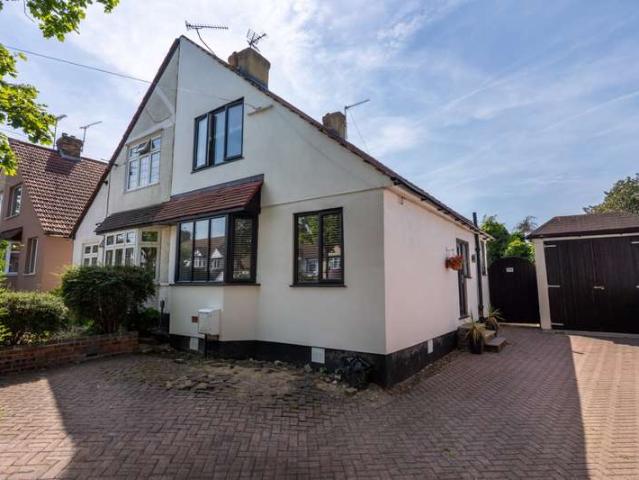 3 Bedroom Semi Detached House