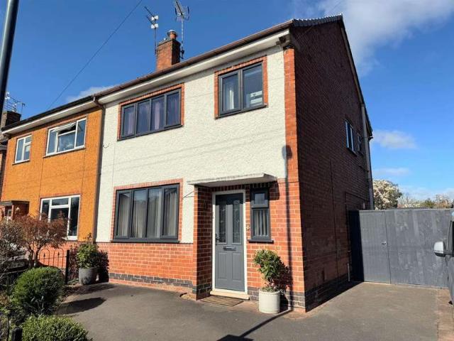 3 Bedroom Semi Detached House