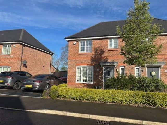 3 Bedroom Semi Detached House