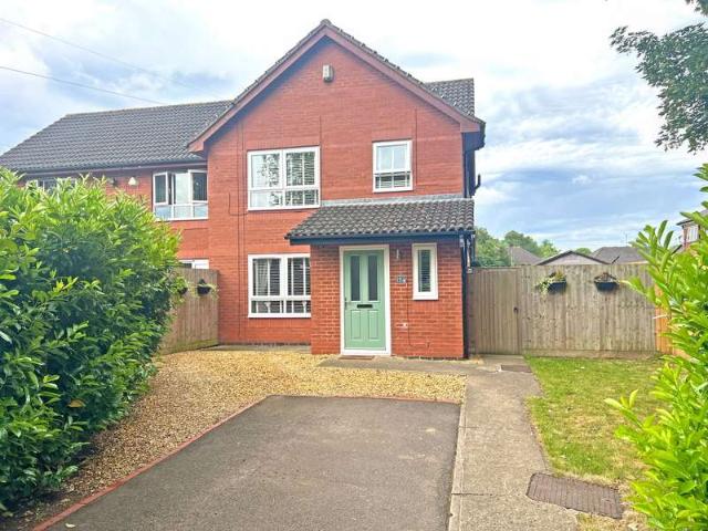 3 Bedroom Semi Detached House