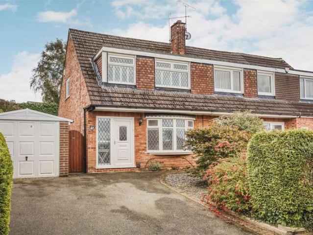 3 Bedroom Semi Detached House