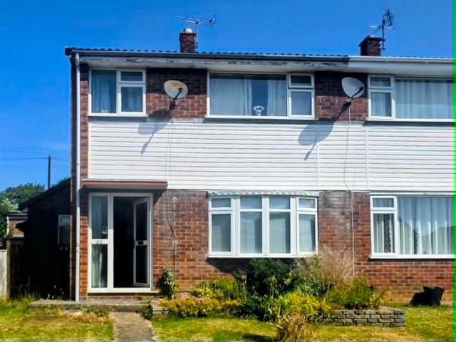 3 Bedroom Semi Detached House