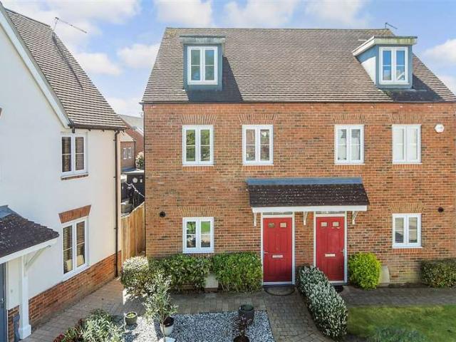 3 Bedroom Semi Detached House