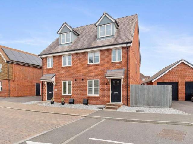3 Bedroom Semi Detached House