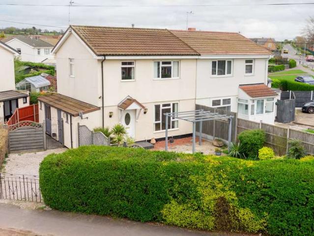3 Bedroom Semi Detached House