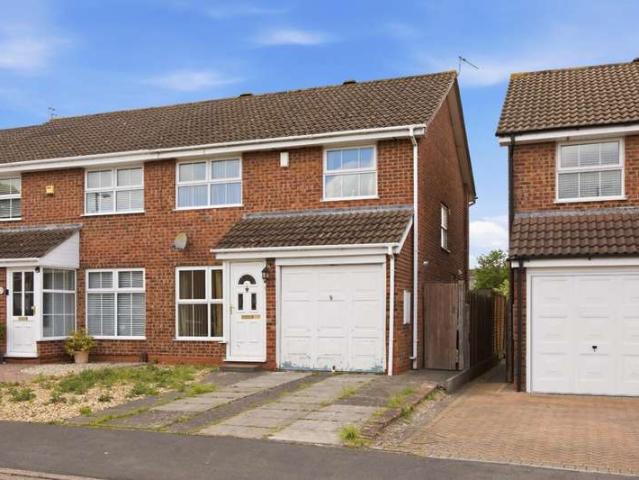 3 Bedroom Semi Detached House