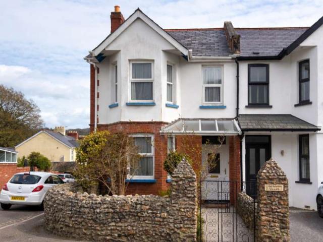 3 Bedroom Semi Detached House