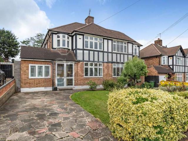 3 Bedroom Semi Detached House