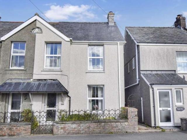 3 Bedroom Semi Detached House