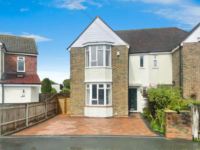 3 Bedroom Semi Detached House