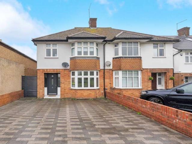 3 Bedroom Semi Detached House