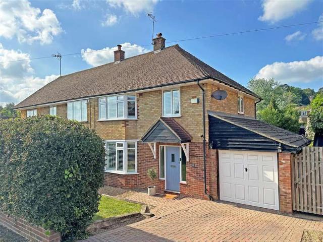 3 Bedroom Semi Detached House