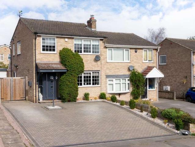 3 Bedroom Semi Detached House