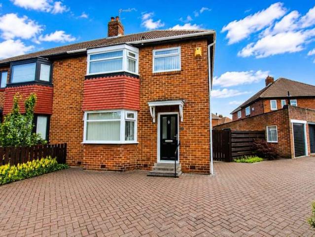 3 Bedroom Semi Detached House