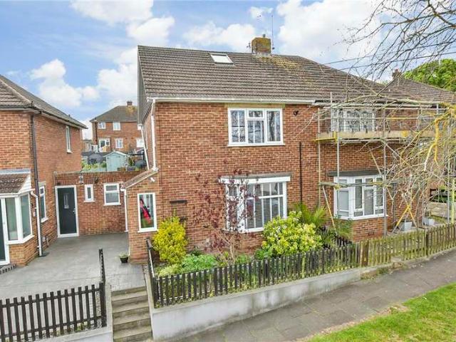 3 Bedroom Semi Detached House