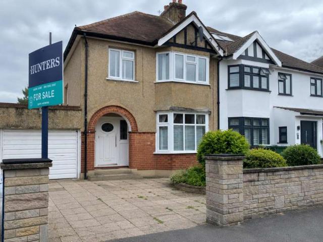 3 Bedroom Semi Detached House