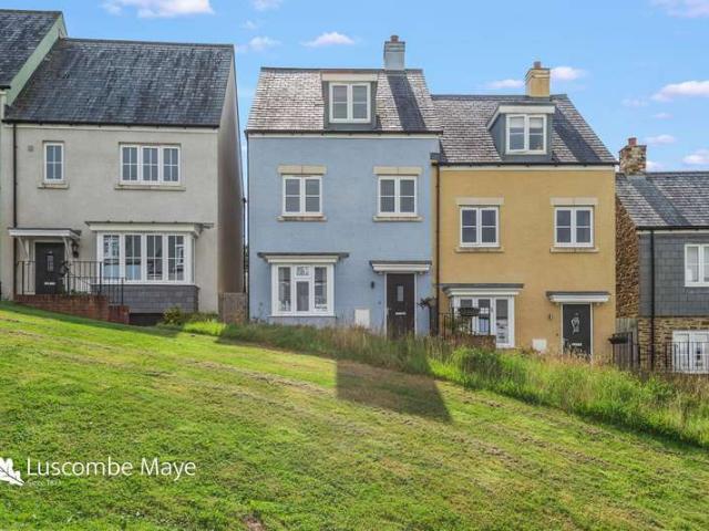 3 Bedroom Semi Detached House