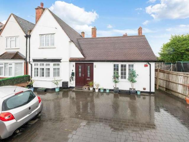 3 Bedroom Semi Detached House
