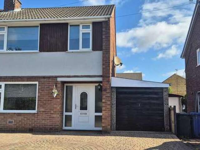 3 Bedroom Semi Detached House