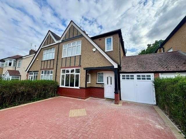 3 Bedroom Semi Detached House
