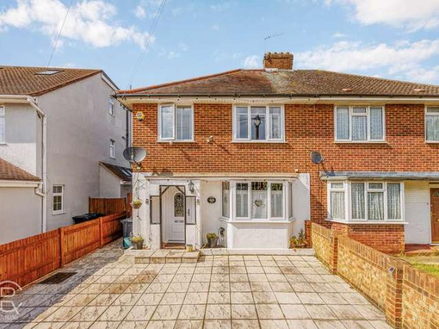 3 Bedroom Semi Detached House