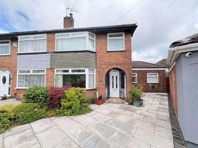 3 Bedroom Semi Detached House