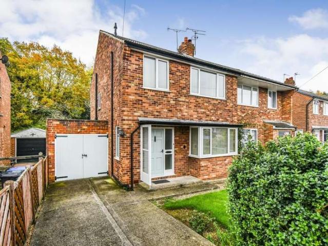 3 Bedroom Semi Detached House