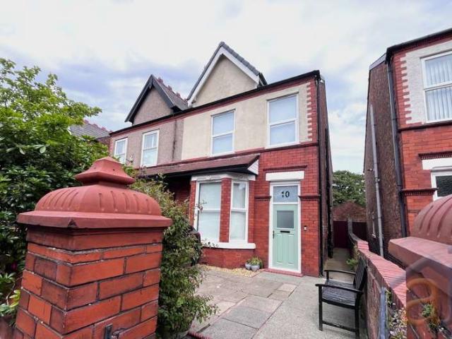 3 Bedroom Semi Detached House