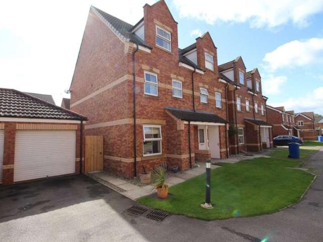3 Bedroom Semi Detached House