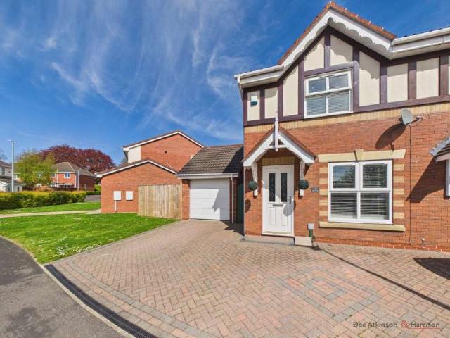 3 Bedroom Semi Detached House