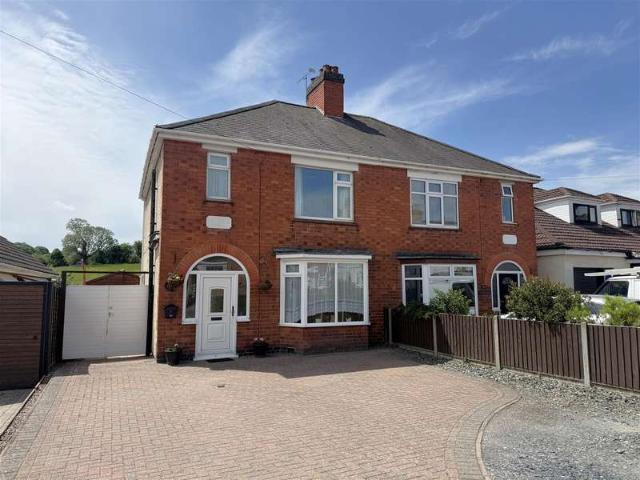 3 Bedroom Semi Detached House