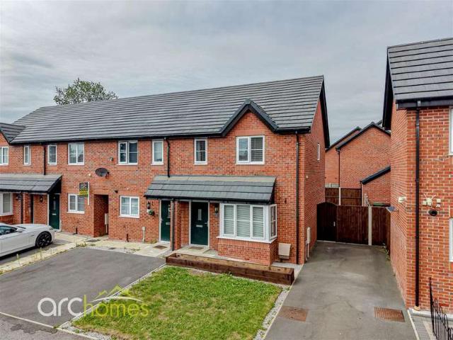 3 Bedroom Semi Detached House