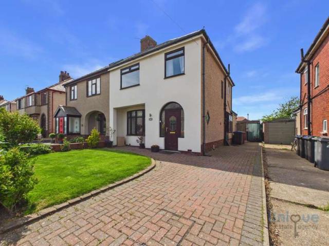 3 Bedroom Semi Detached House