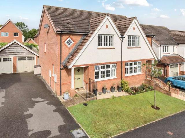 3 Bedroom Semi Detached House